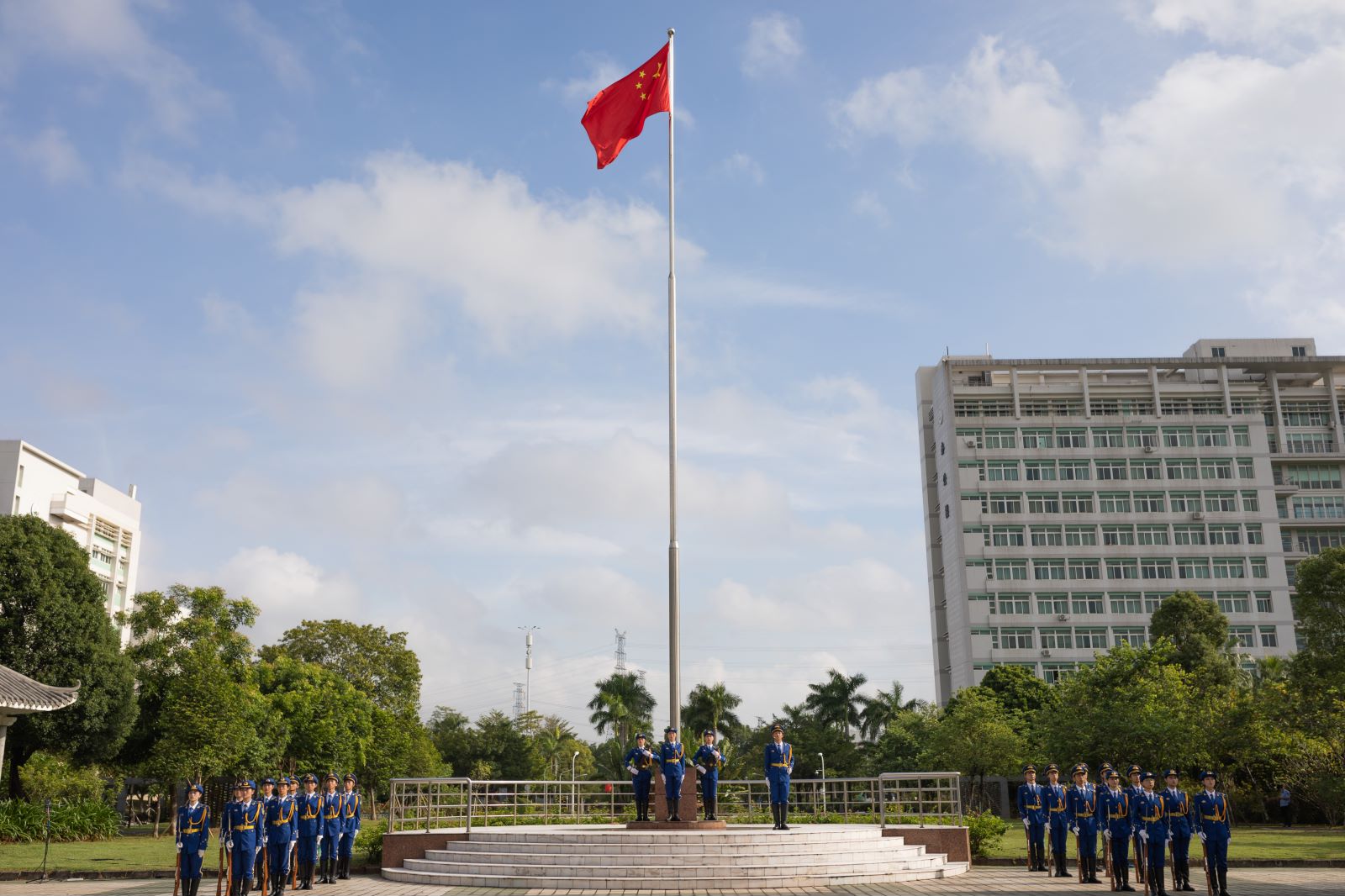 The Flag Raising Ceremony-Guangzhou University of Chinese Medicine
